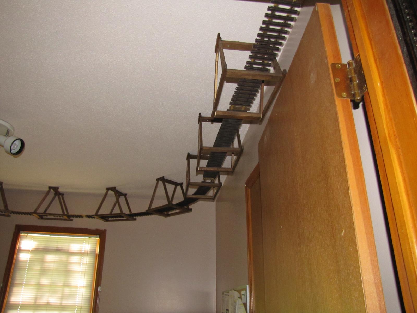 My Indoor Layout - Indoor Layouts - G Scale Train Forum.com