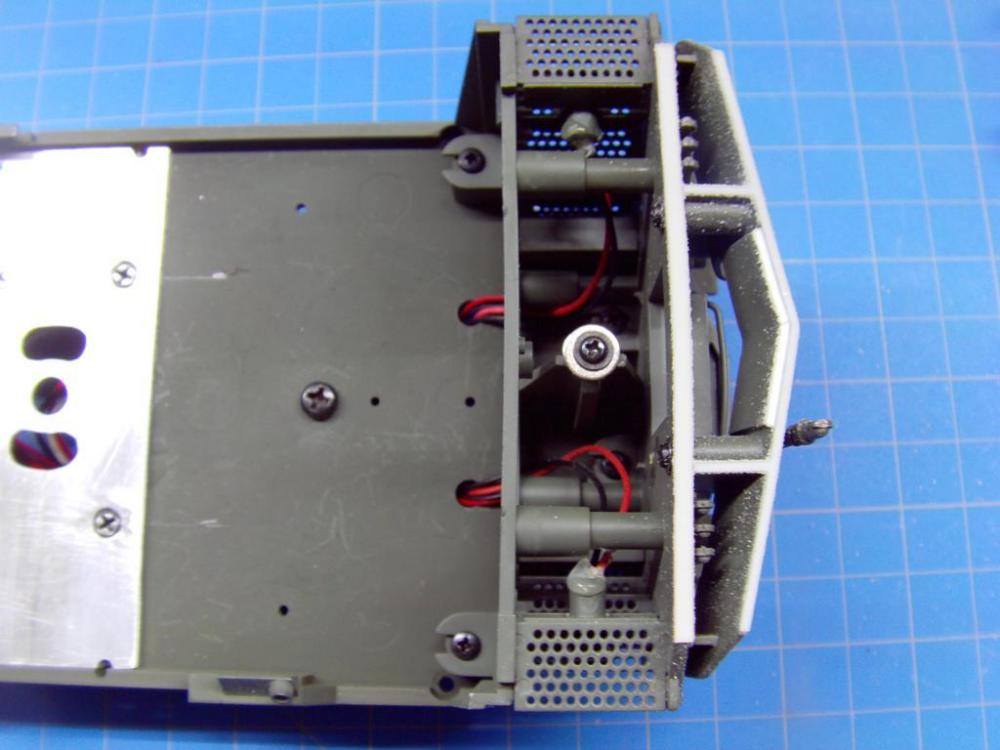 Aristo-Craft Dash-9 Lowering - Locomotives - G Scale Train Forum.com