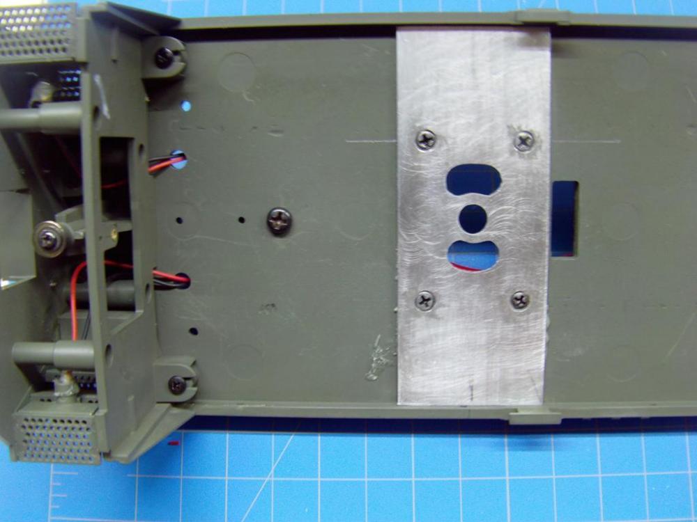 Aristo-Craft Dash-9 Lowering - Locomotives - G Scale Train Forum.com