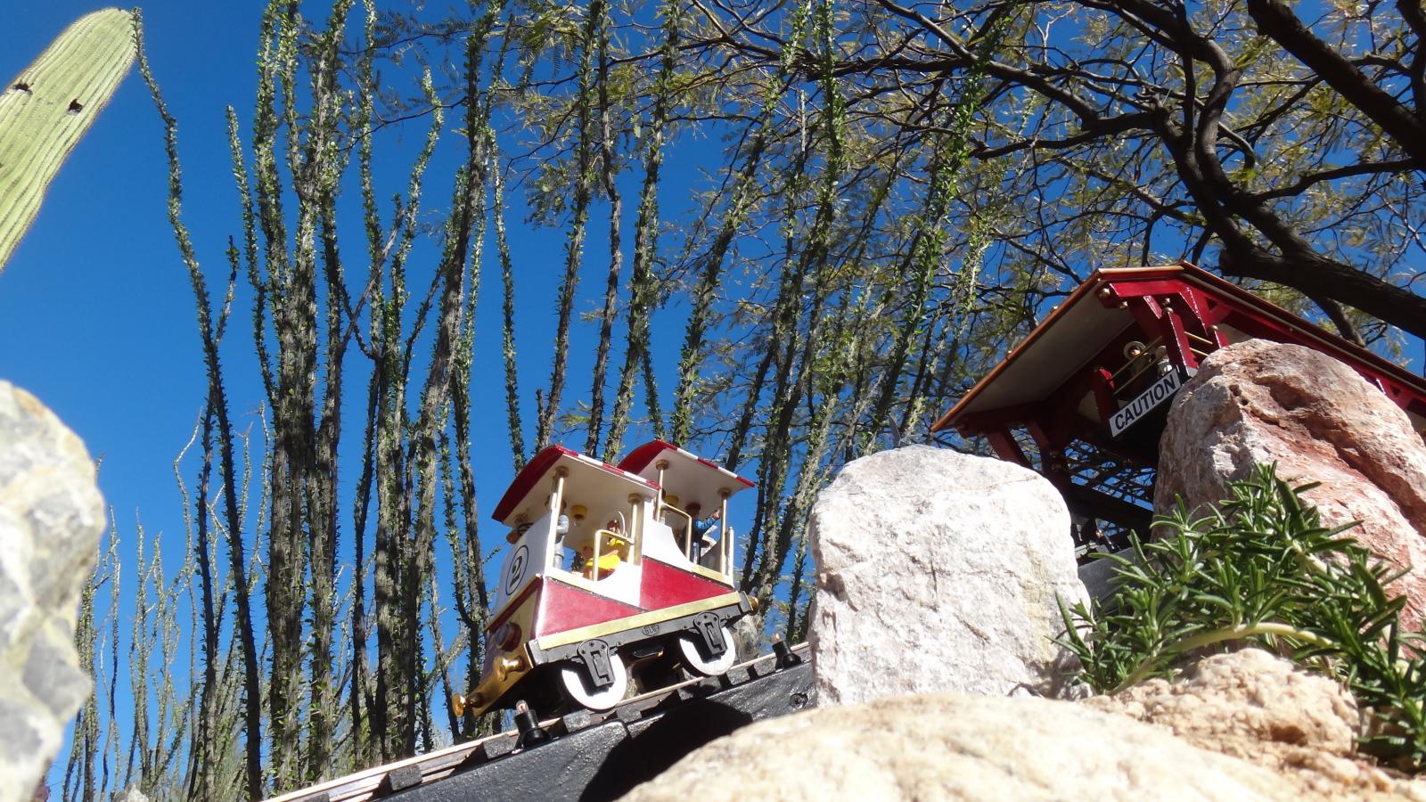 G Scale Funicular Car and Station4.JPG - Members Albums Category - G ...