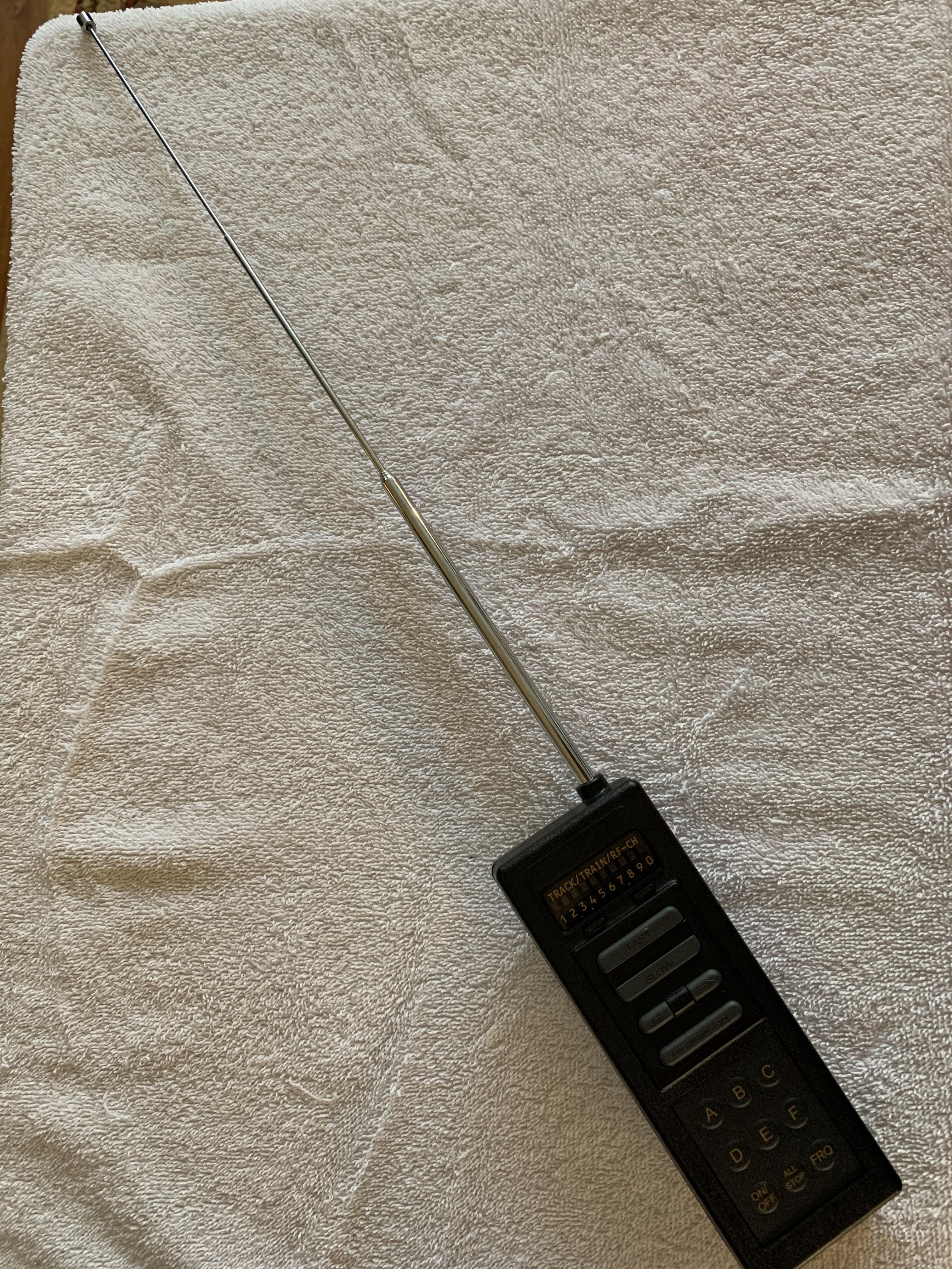 FS: CREST TRAIN ENGINEER WALK AROUND TRANSMITTER - For Sale / Wanted ...